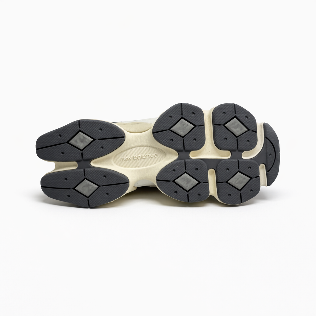 Tênis New Balance 9060 Sea Salt Raincloud